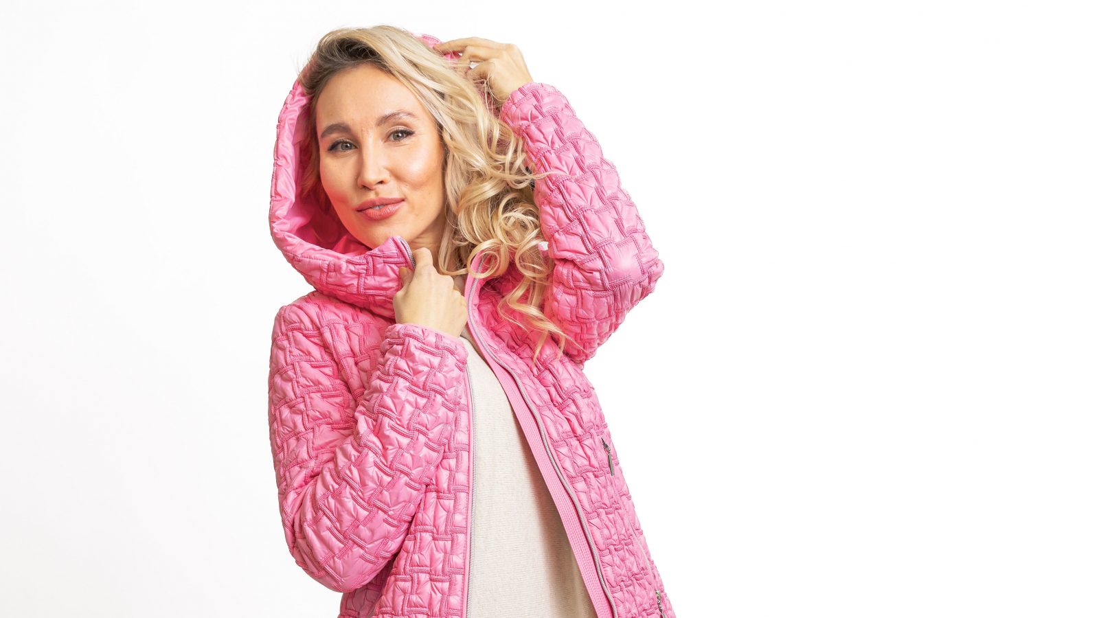 Sandra Light Pink Bi-Stretch Quilted Jacket with hood – BELIEVE by ...
